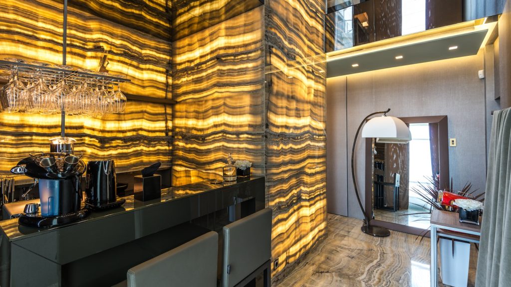 Beyond the Fridge and Microwave: 6 Innovative Office Pantry Designs to ...